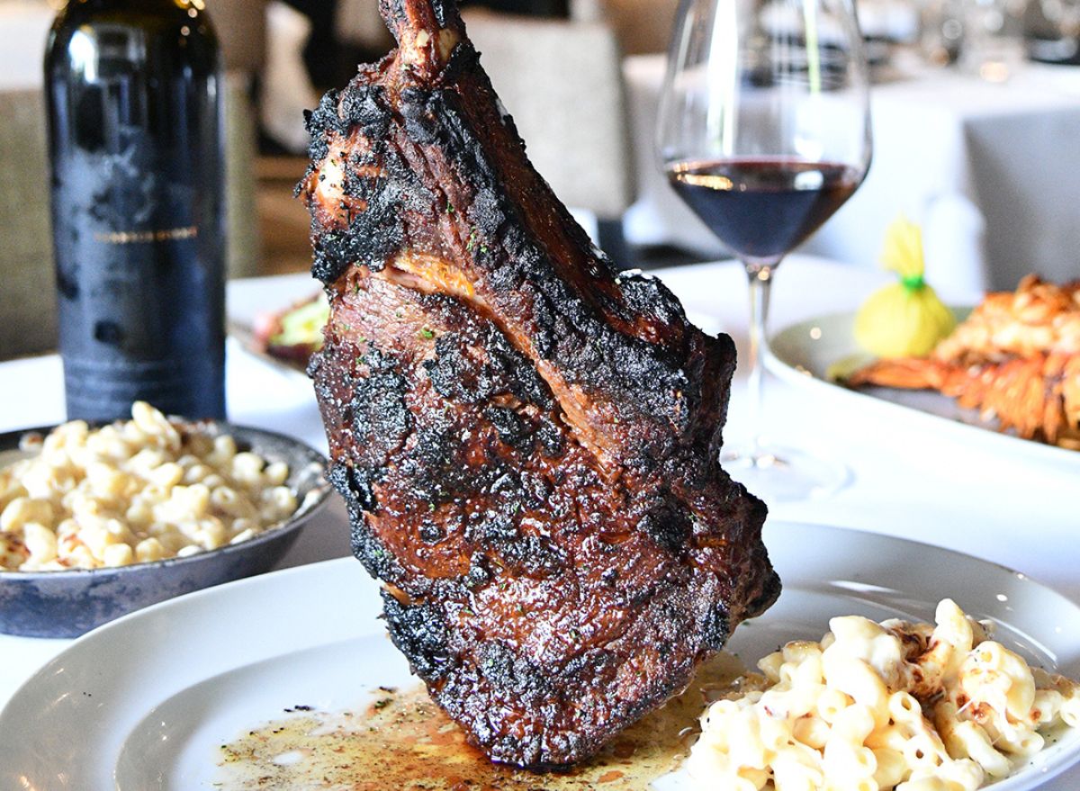 10 Steakhouse Chains With the Best Tomahawk Chop