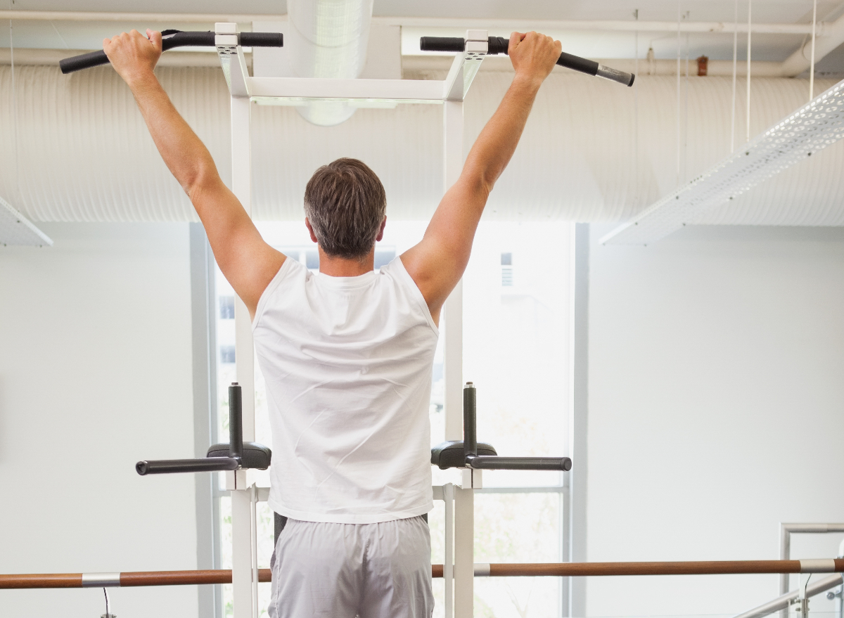 6 Compound Upper-Body Exercises To Do as You Age