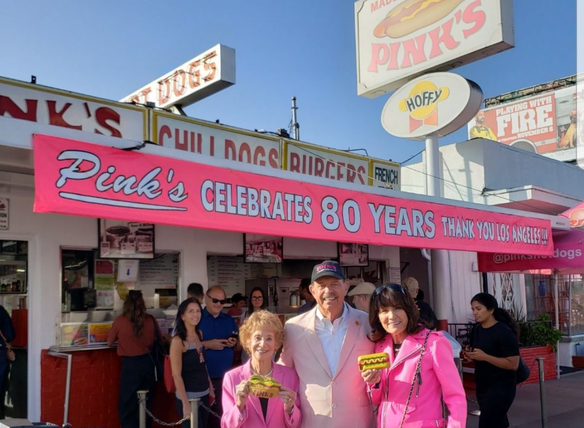 Chefs Share Their Favorite Fast-Food Hot Dogs