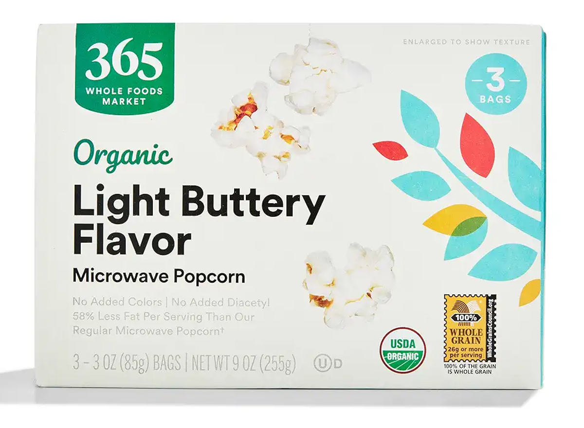 9 Healthy Microwave Popcorn Brands, According to Dietitians