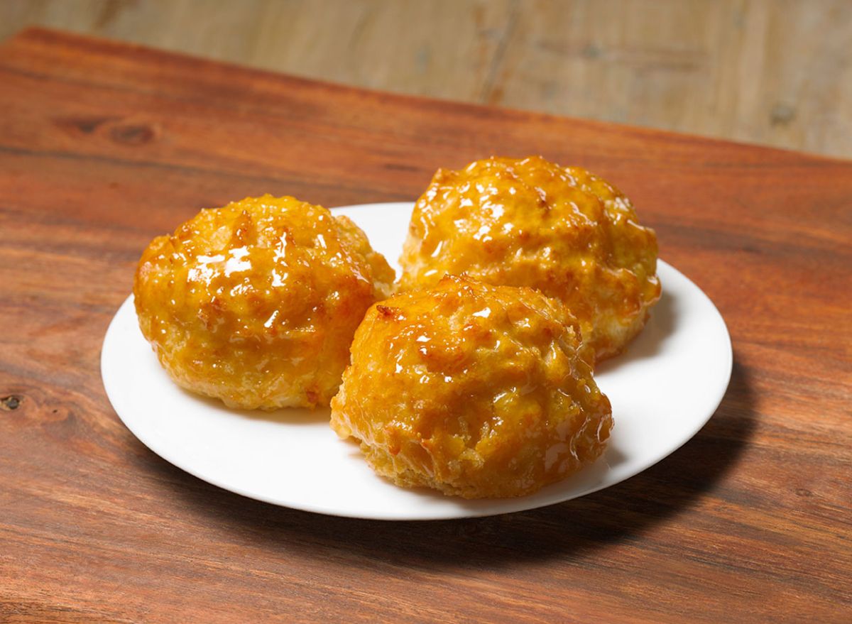 7 Best Fast-Food Biscuits Loaded With Buttery Goodness