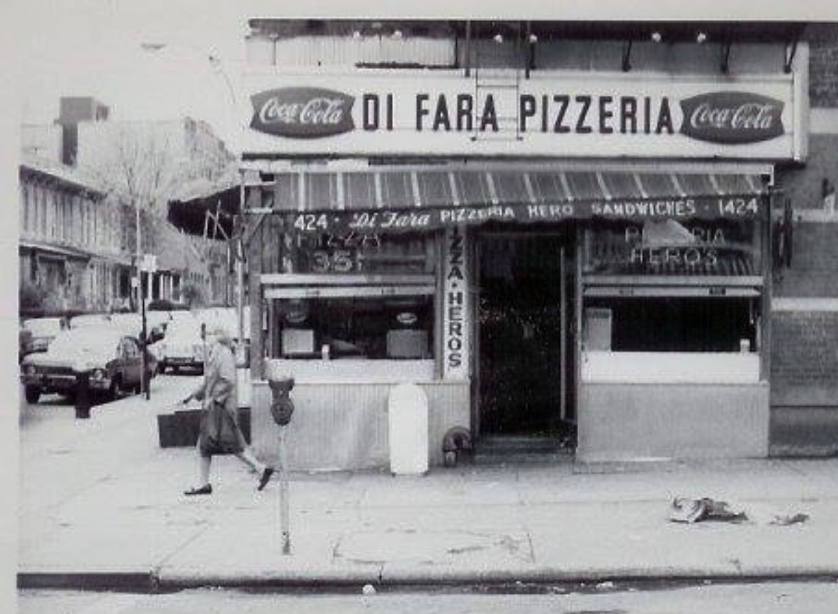 10 Iconic Pizzerias That Serve Old-Fashioned Pies