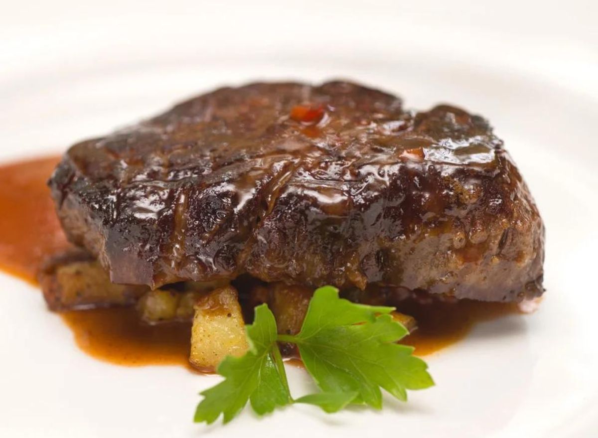 7 Iconic Steakhouses That Serve Old-Fashioned Recipes