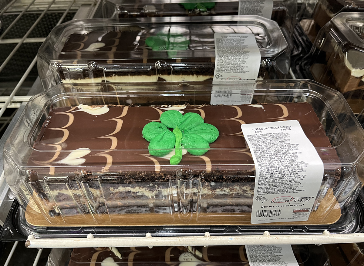 6 Most Enormous Costco Desserts That Can Feed A Crowd 6 Most Enormous Costco Desserts That Can Feed A Crowd