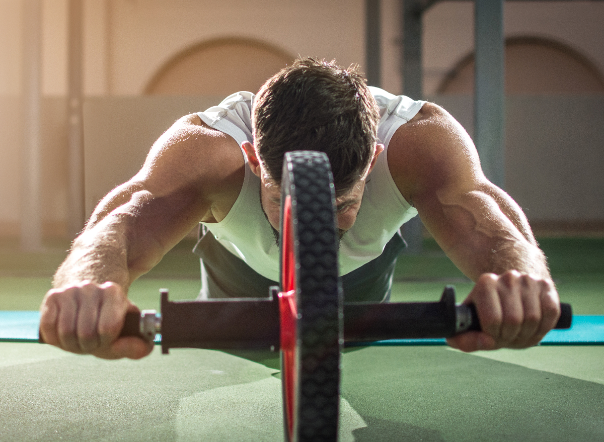 Build Size & Strength in 30 Days With This HIIT Workout