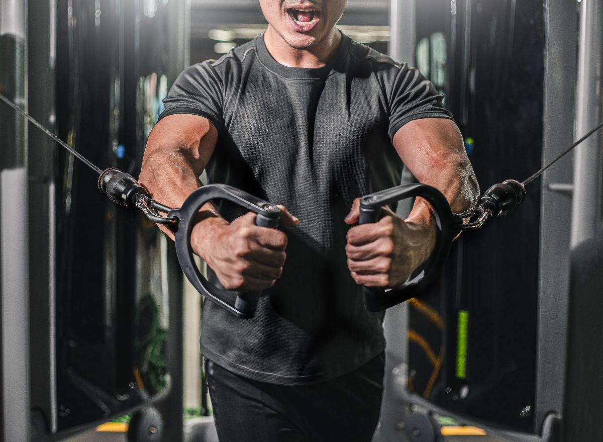 The Best Machine Workout for Bigger Pecs