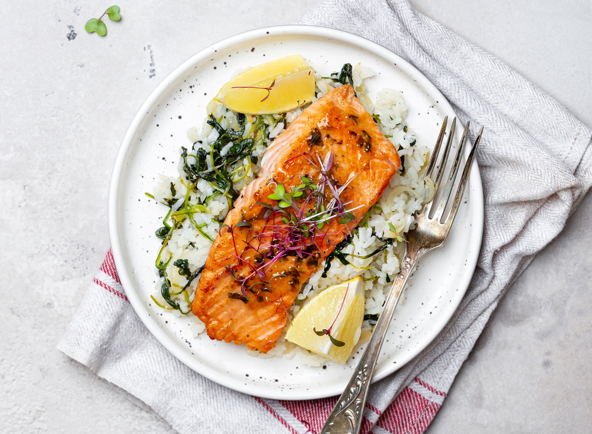 7 Science-Backed Benefits of Eating Salmon — Eat This Not That