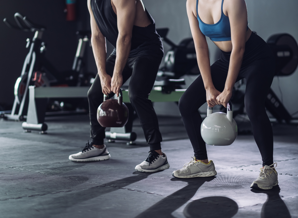 5 Mistakes With Kettlebells That Destroy Your Body