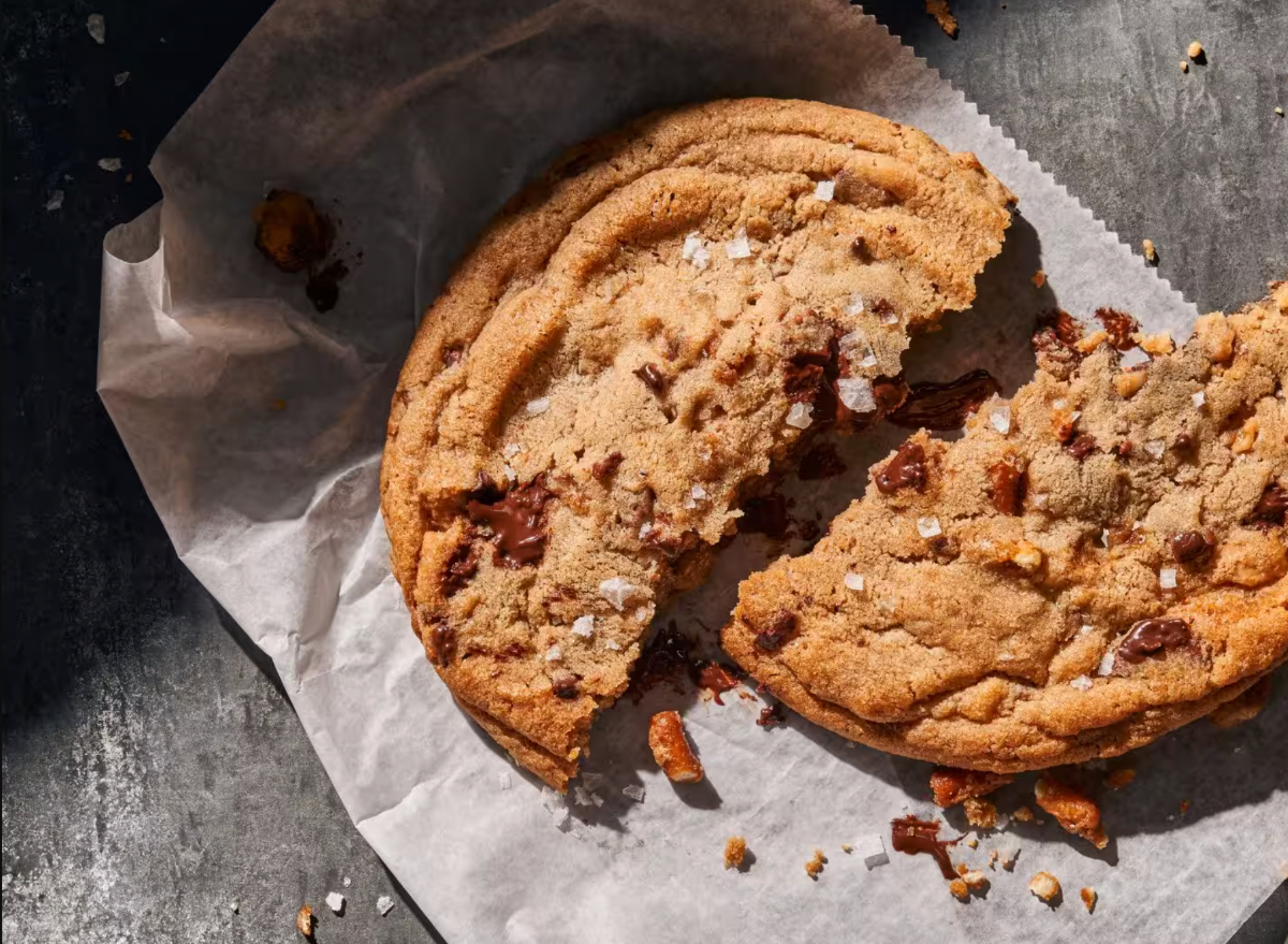 8 Fast-Food Chains That Serve the Best Desserts, Customers Say
