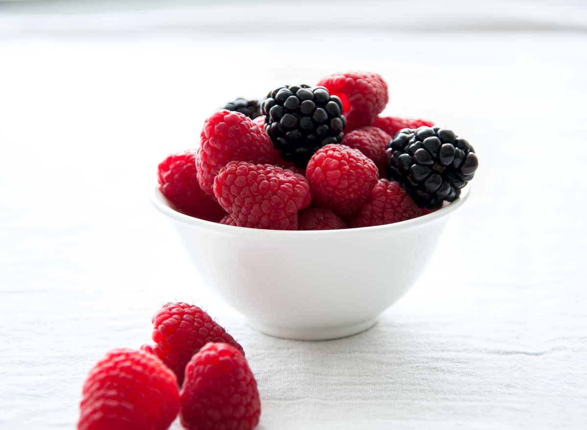 10 Healthy Superfoods You Should Eat Every Day