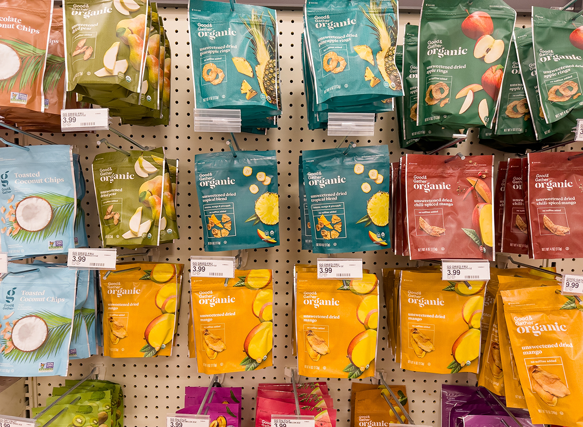 8 Grocery Chains With the Best Snack Aisles