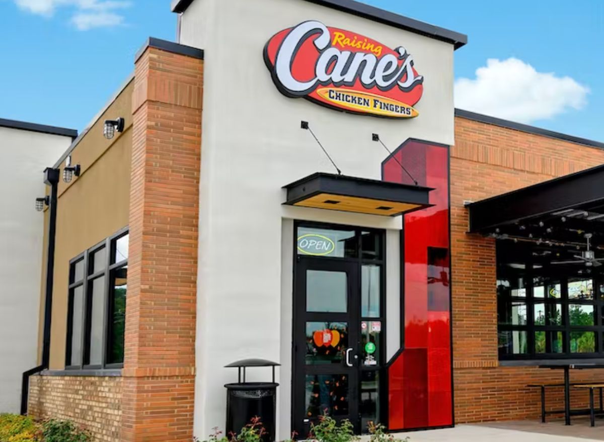 4 Regional Chicken Chains Expanding in 2023