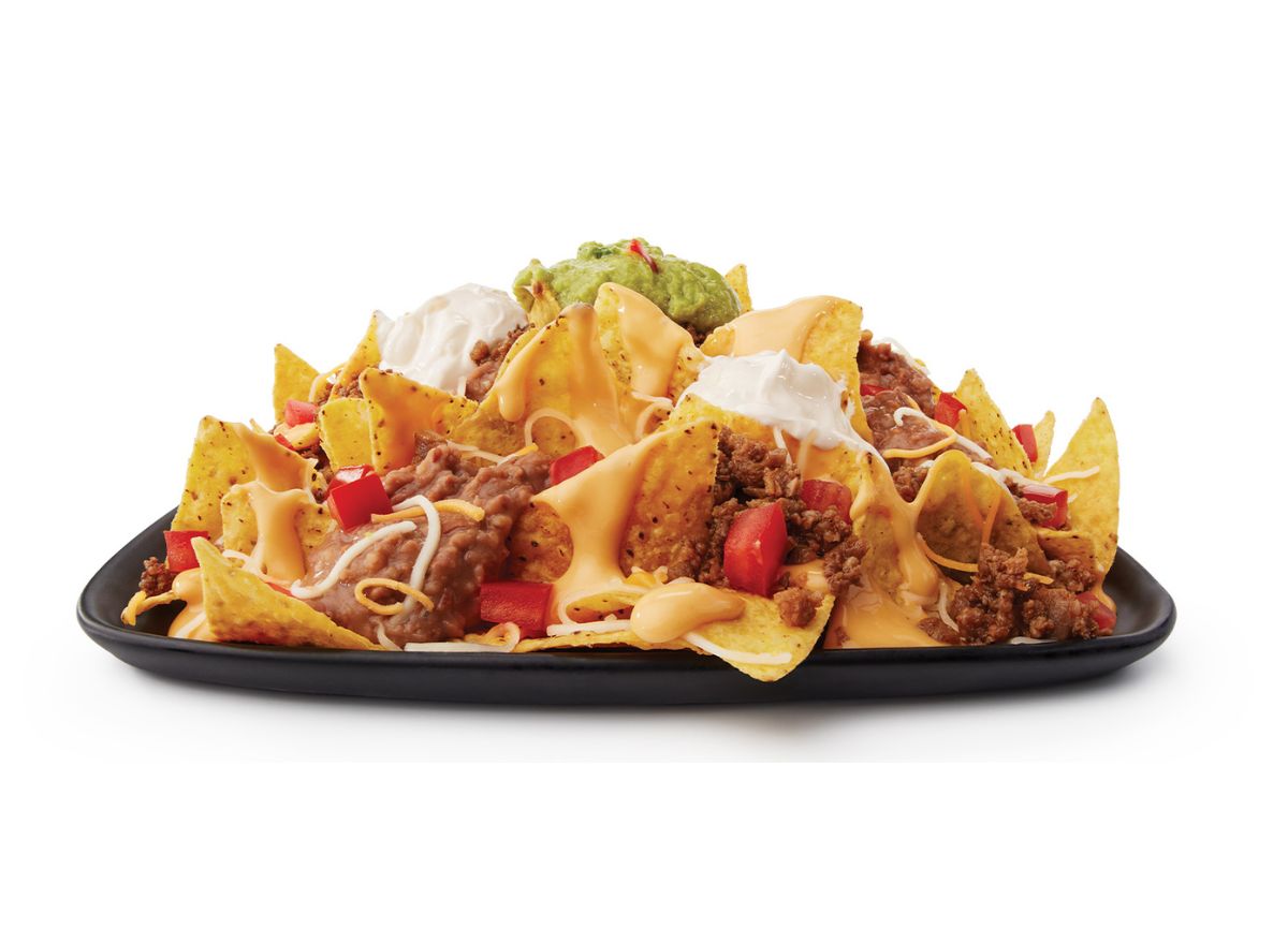 6 Fast-Food Restaurants That Serve the Best Nachos