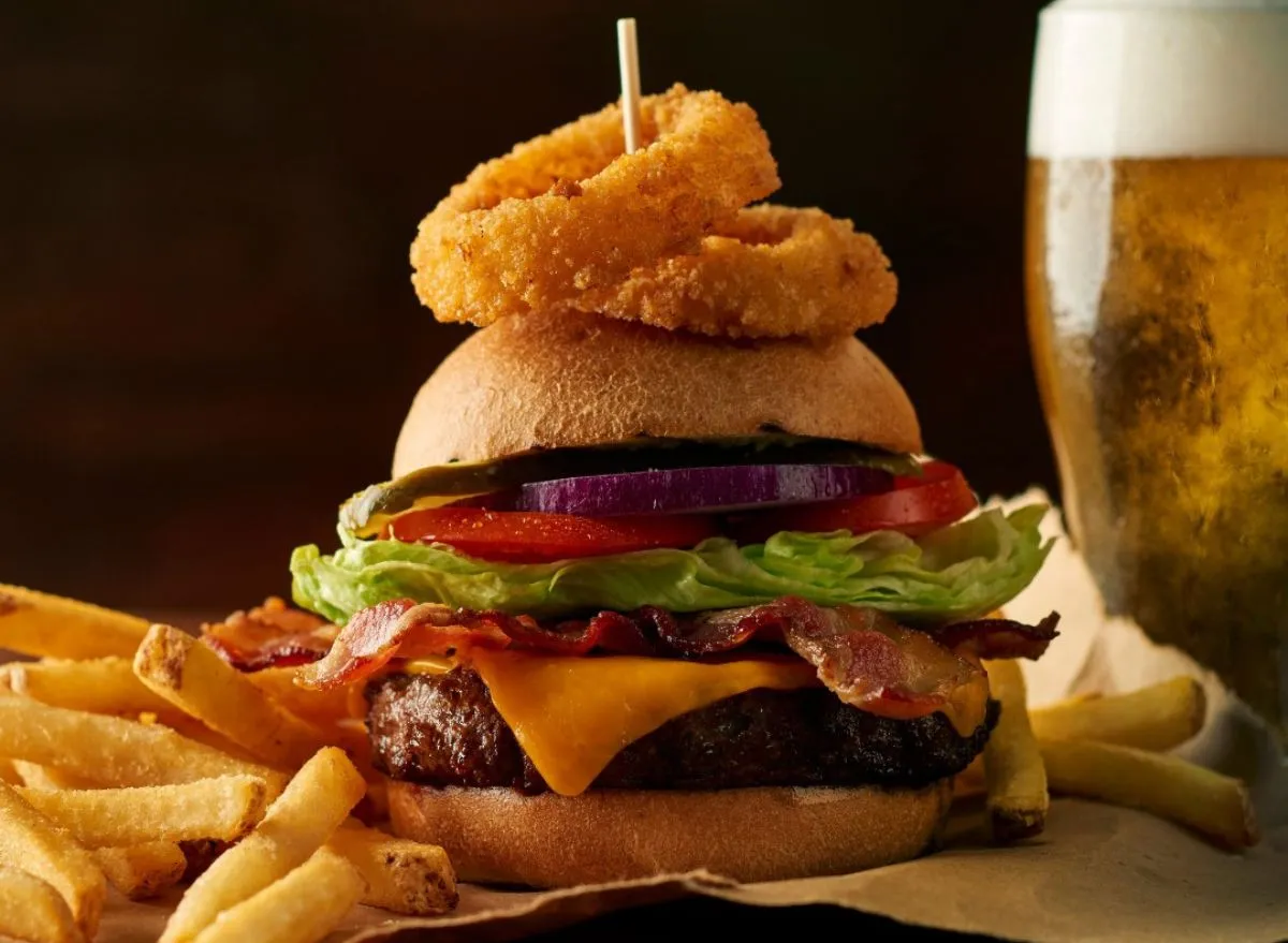 7 Steakhouse Chains That Serve the Best Burgers