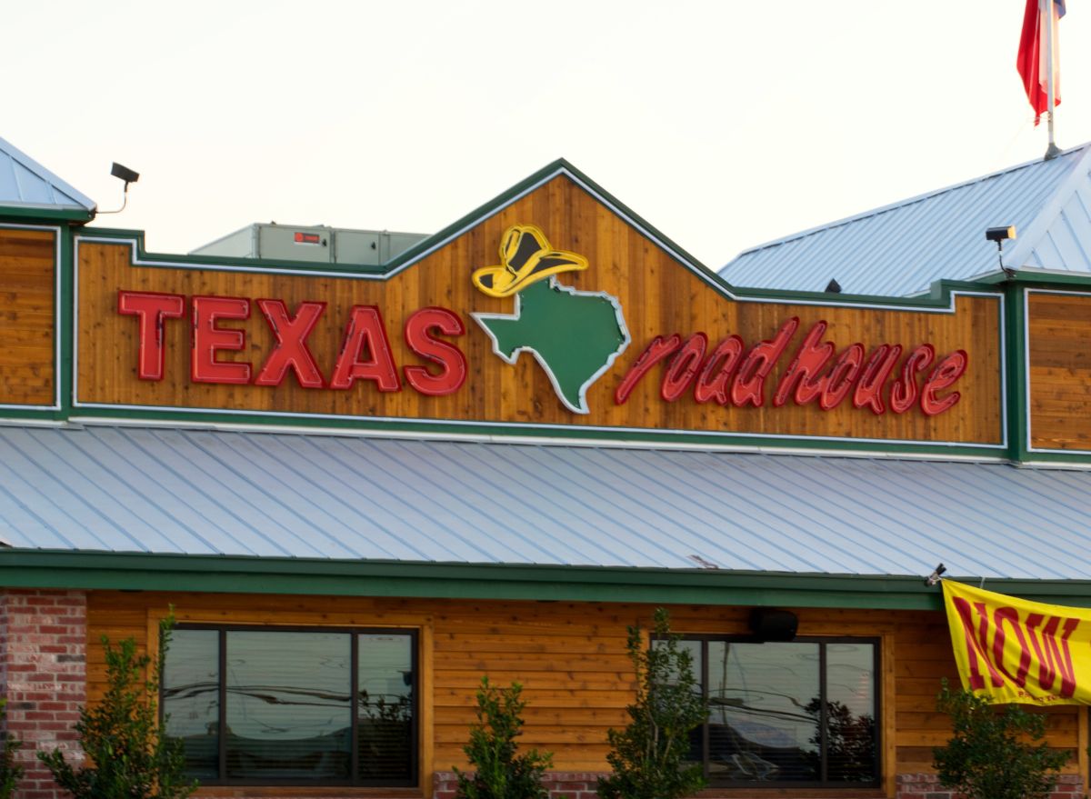 8 Restaurant Chains Where Chefs Actually Eat
