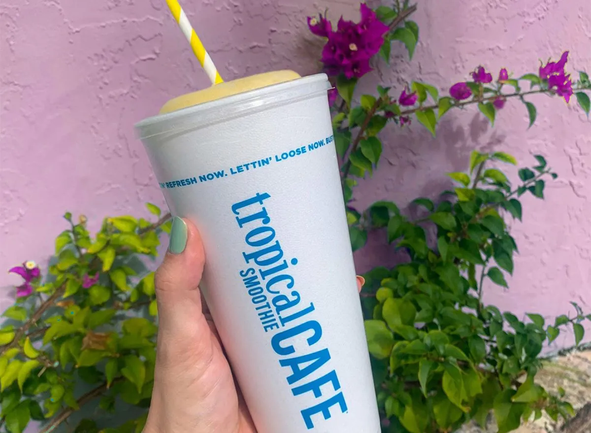 7 Restaurant Chains That Actually Use Real Fruit in Smoothies