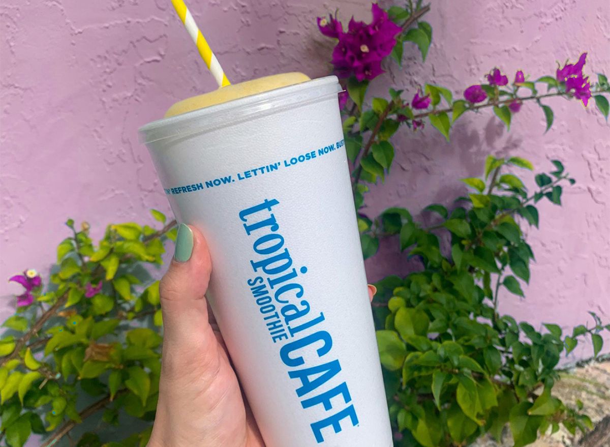 7 Restaurant Chains That Actually Use Real Fruit in Smoothies