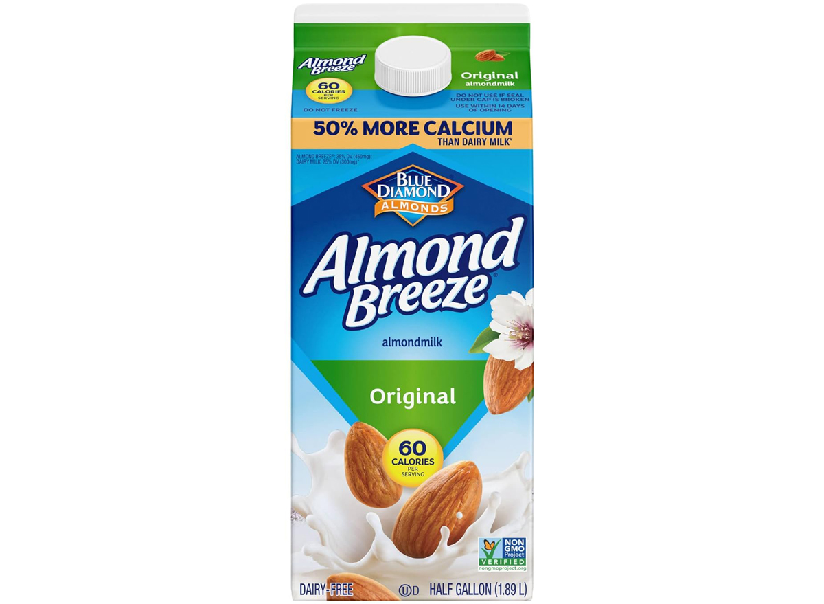 The 11 Best Almond Milks to Buy, According To Dietitians