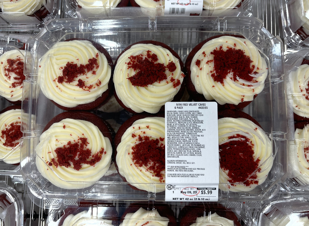 10 Costco Bakery Items Customers Are Currently Raving About