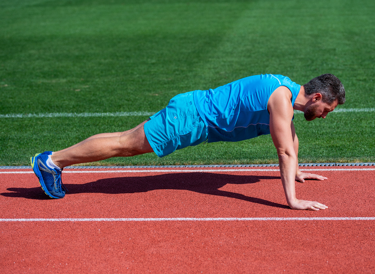 8 Bodyweight Exercises To Get Rid of Your “Jelly Belly”