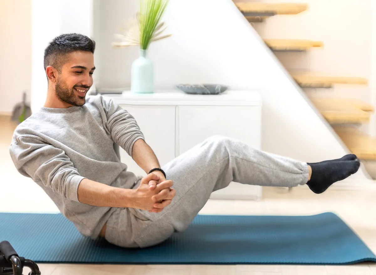 If You Can Do This Many Sit-Ups in 60 Seconds, You're in Great Shape