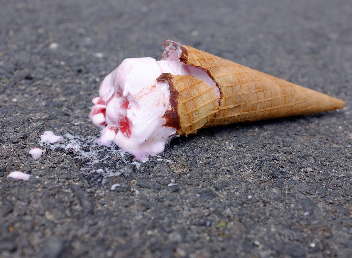 7 Once-Beloved American Ice Cream Chains That Failed Miserably