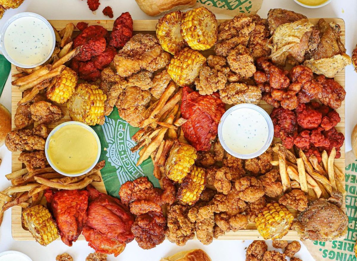 5 Restaurant Chains That Never Freeze Their Chicken