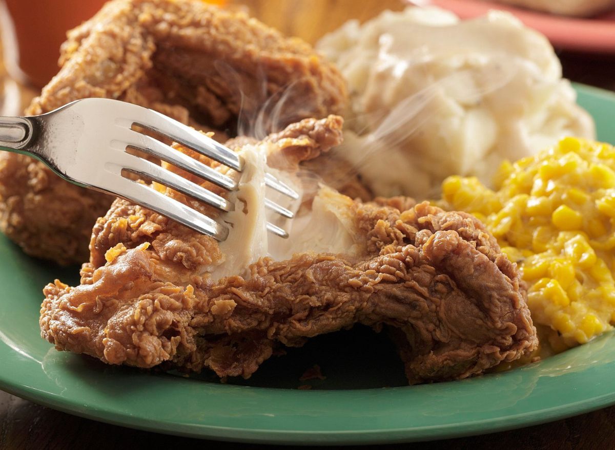 6 Fried Chicken Chains Where Chefs Actually Eat