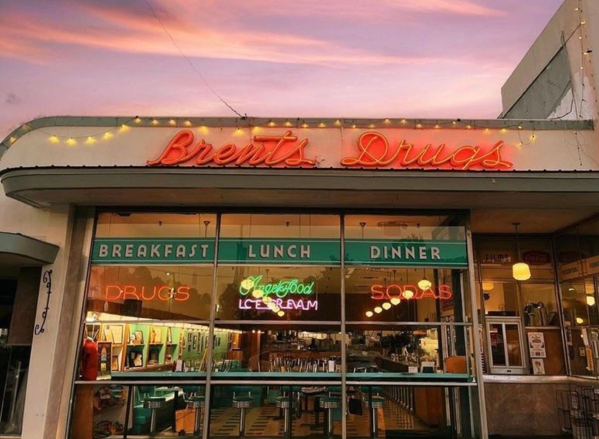 16 Most Iconic Old-Fashioned Diners in America