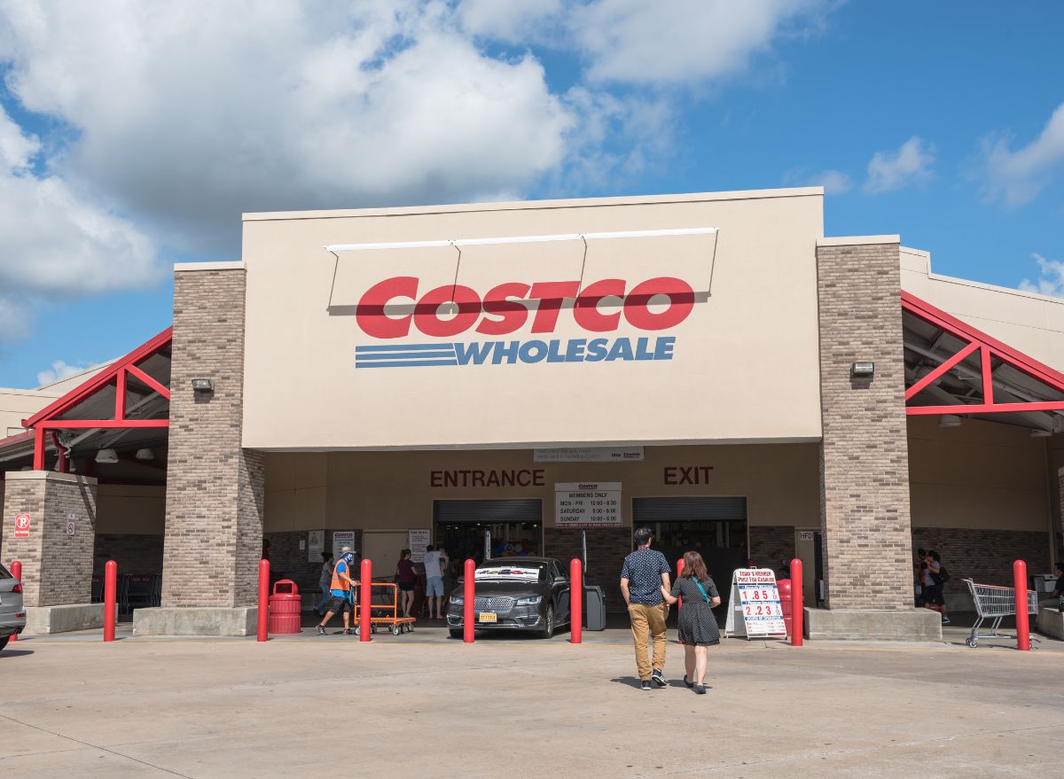 6 Items That Costco Shoppers Never Buy at Costco