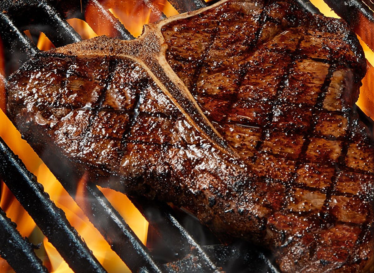 6 Steakhouse Chains With the Best T-Bone