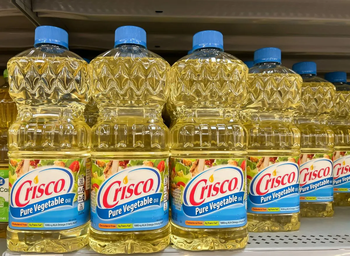 Canola vs. Vegetable Oil: Is One Healthier?