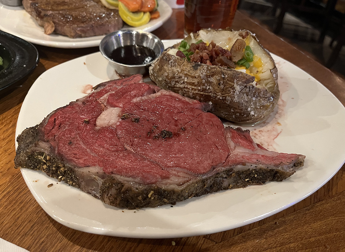 I Tried Every Steak at Outback Steakhouse & This Was The Best