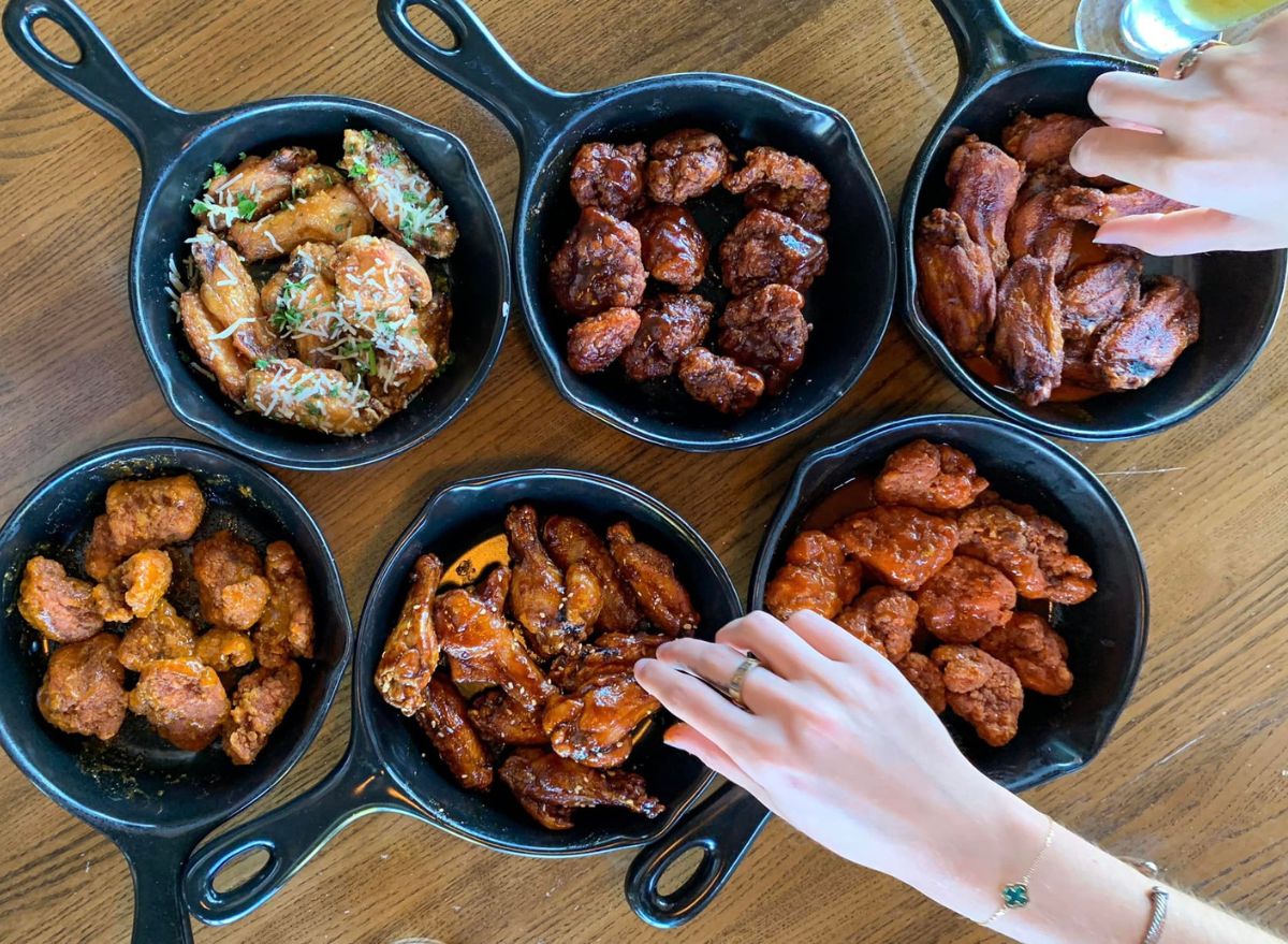 7 Restaurant Chains That Serve the Best Chicken Wings