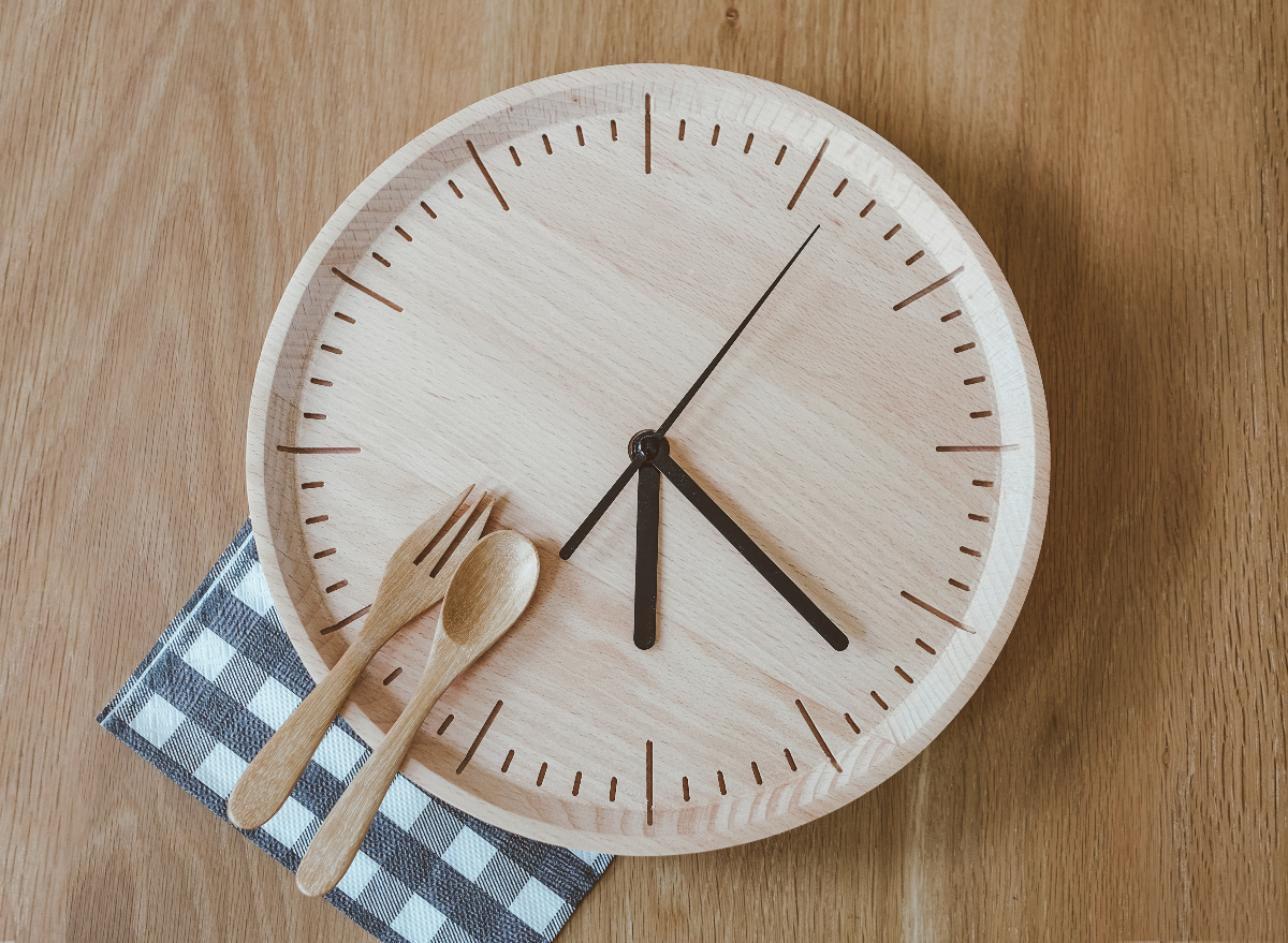 10 Eating Habits To Slim Down Your Waist in 30 Days