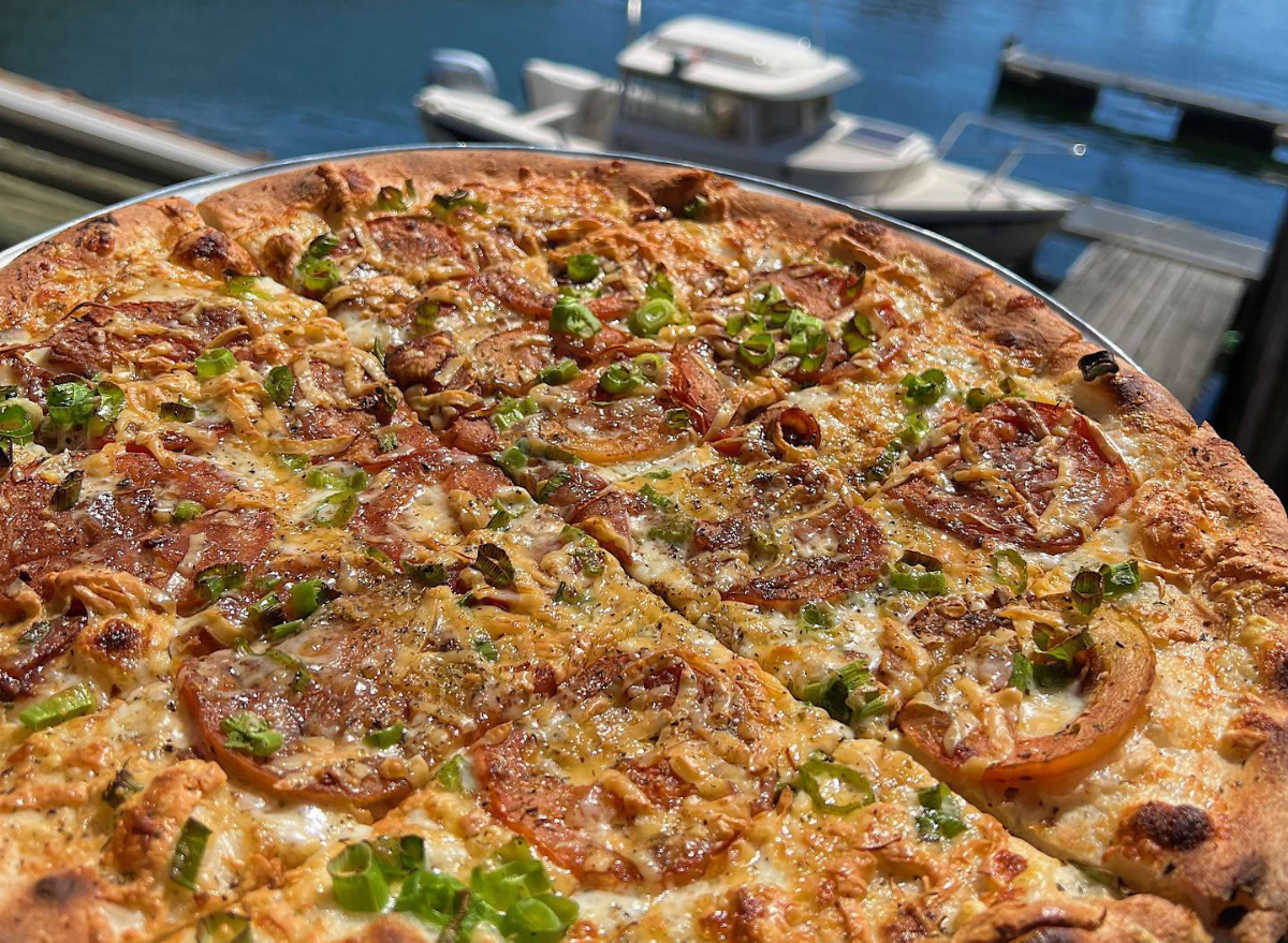 5 Restaurant Chains That Serve the Best Flatbreads