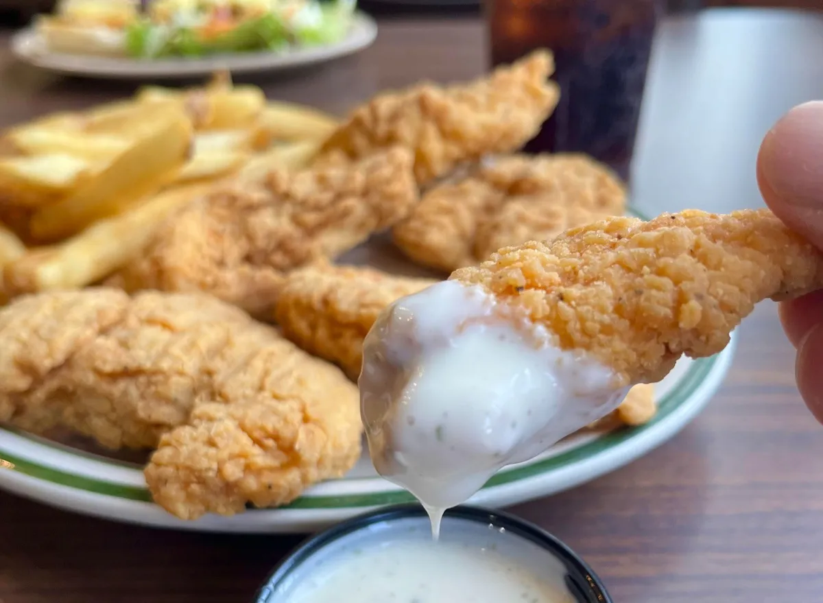 10 Regional Steakhouse Chains You Have To Try Right Now