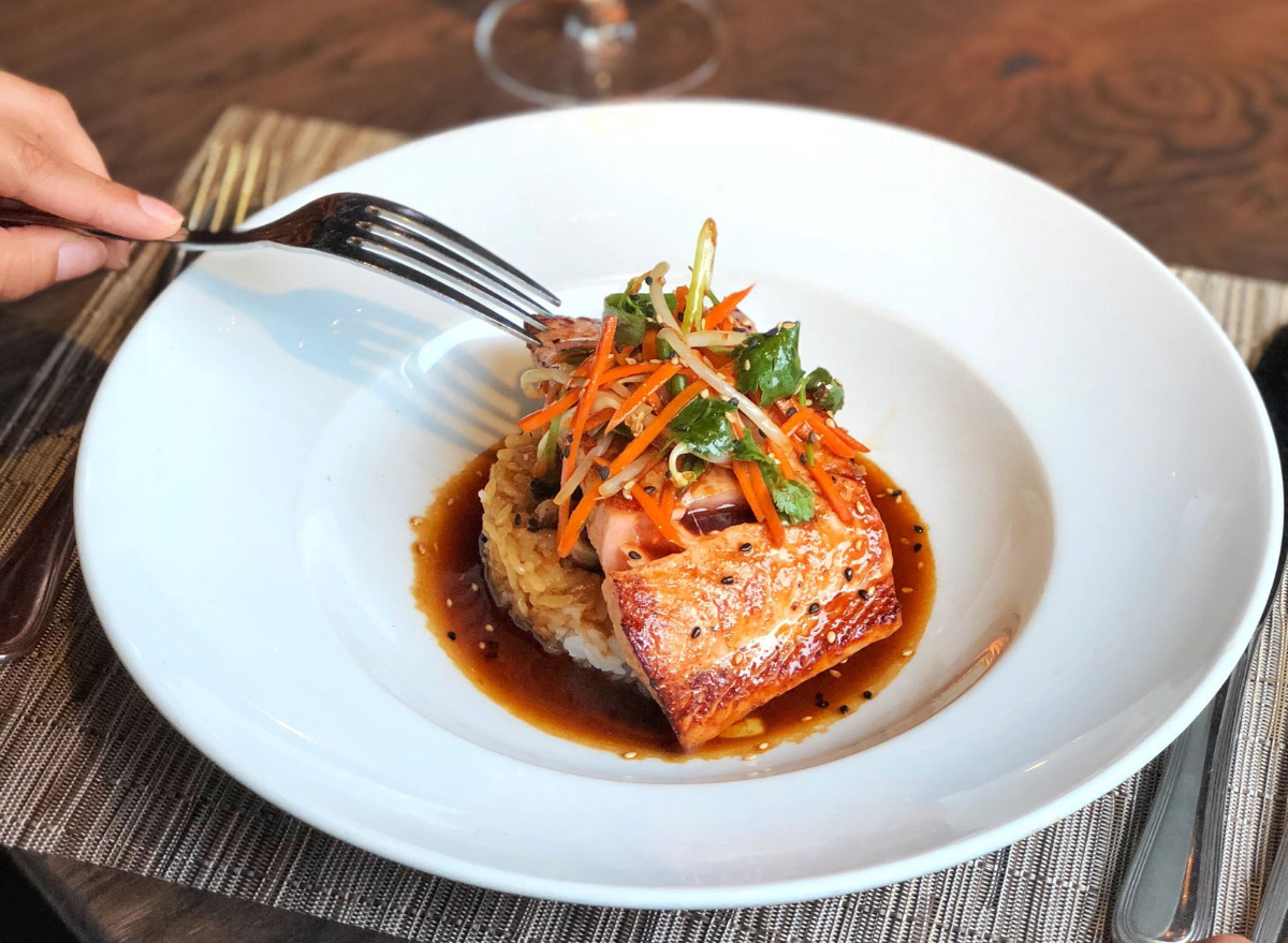 7 Restaurant Chains That Serve Perfectly Cooked Salmon