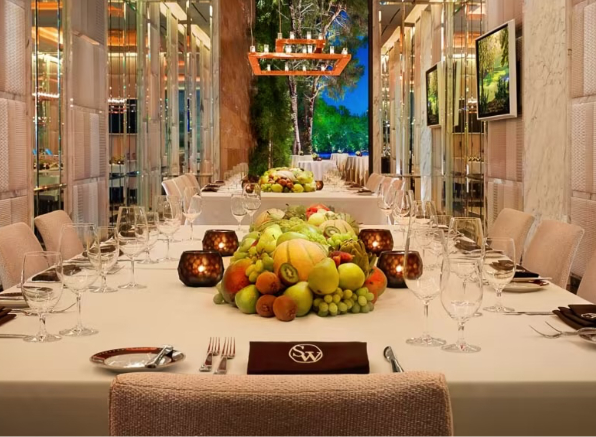 The 10 Best Steakhouses in Las Vegas, According to Chefs