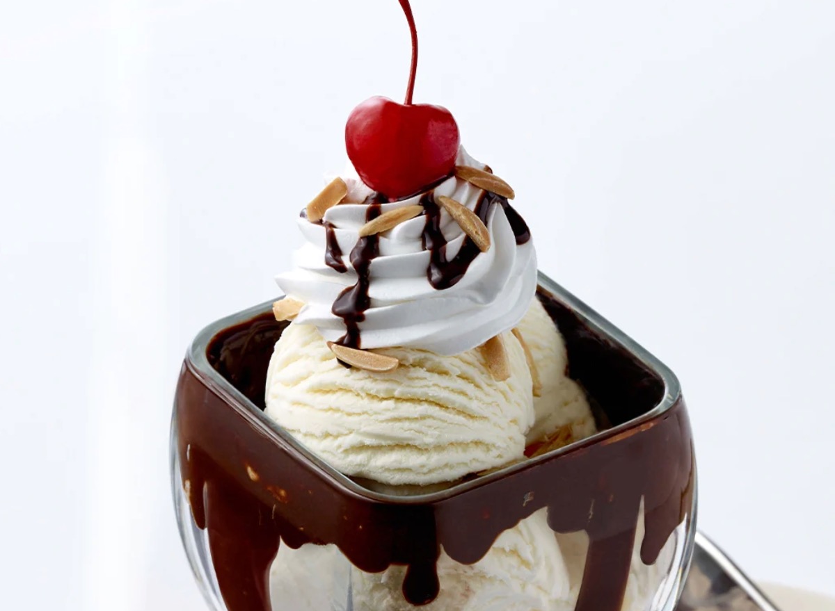 8 Restaurant Chains With the Best Ice Cream Sundaes