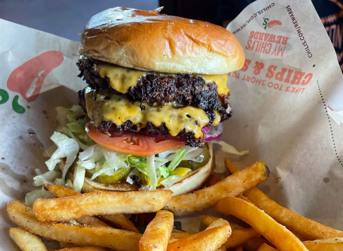 I Tried Every Burger at Chili’s & There Was One Clear Winner