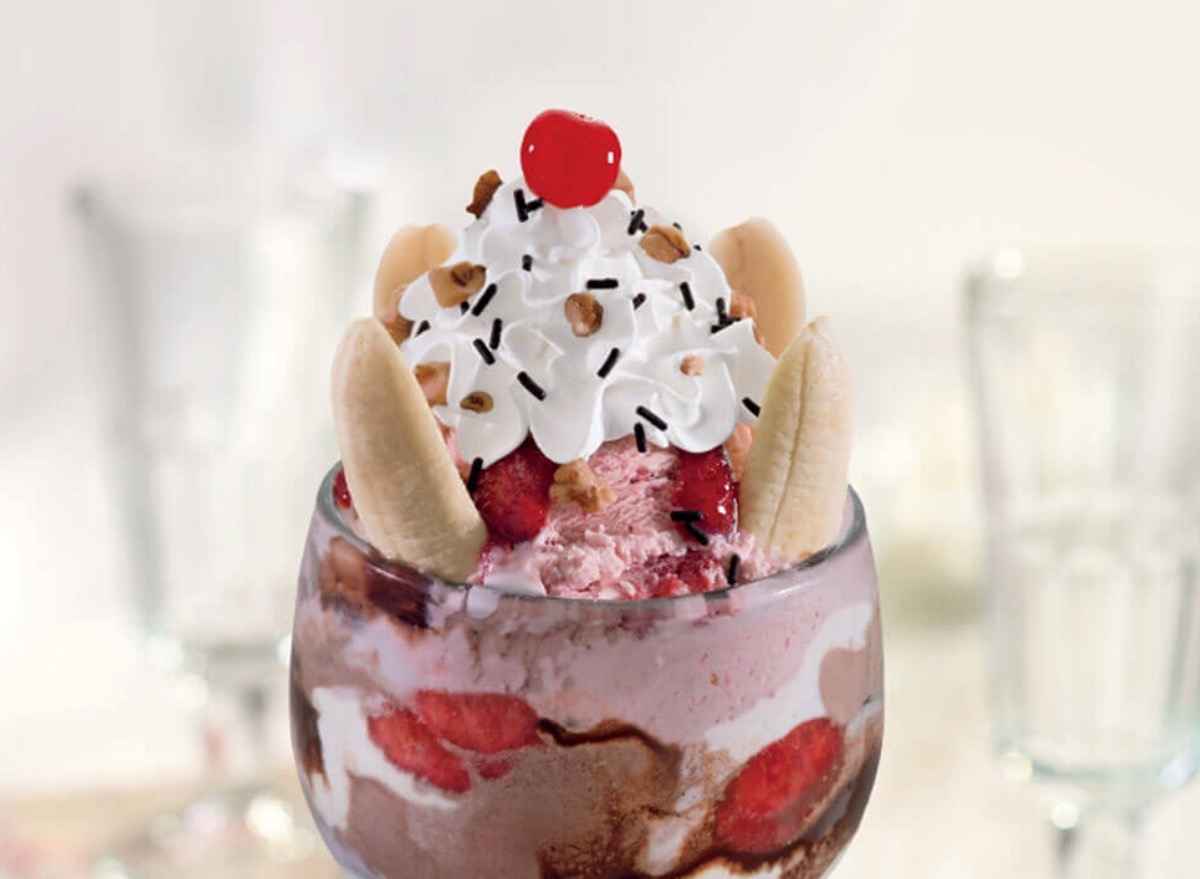 8 Restaurant Chains With the Best Ice Cream Sundaes