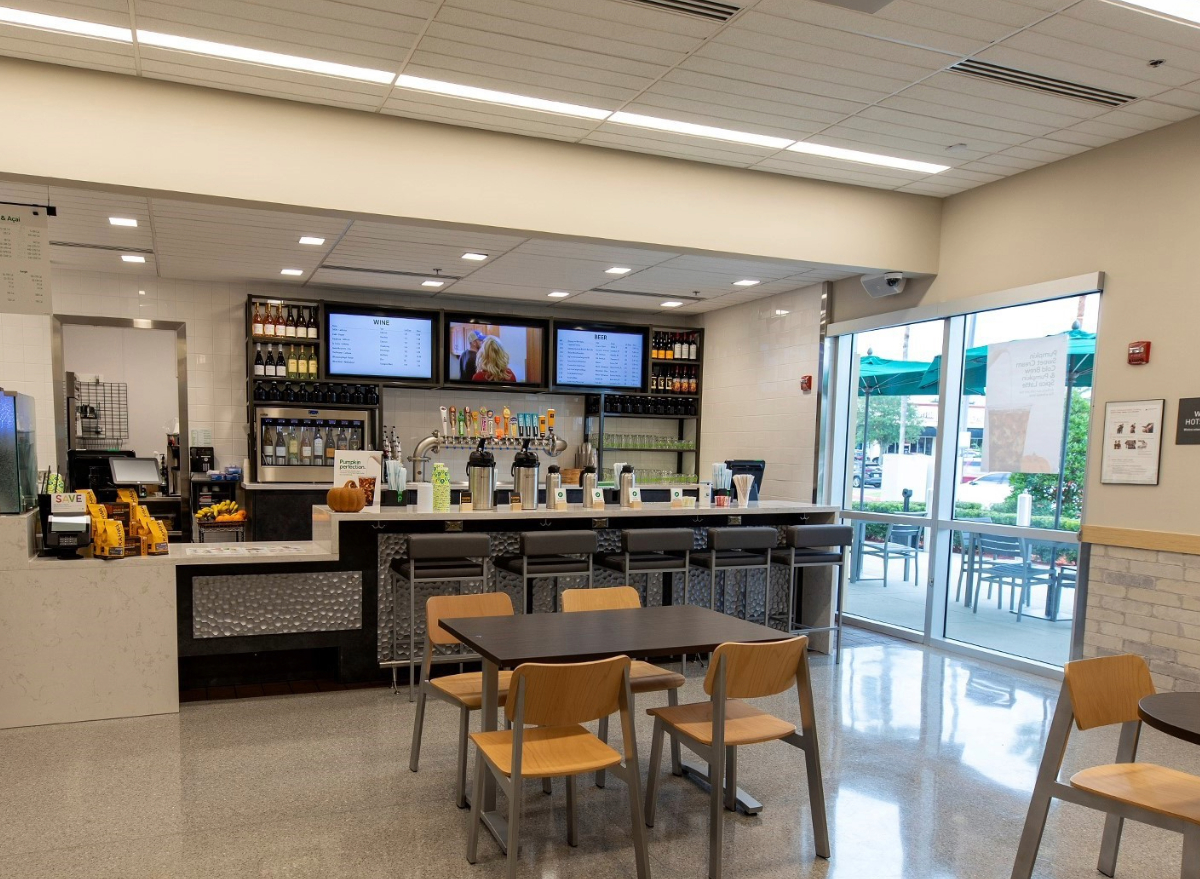 5 Grocery Chains With In-Store Bars