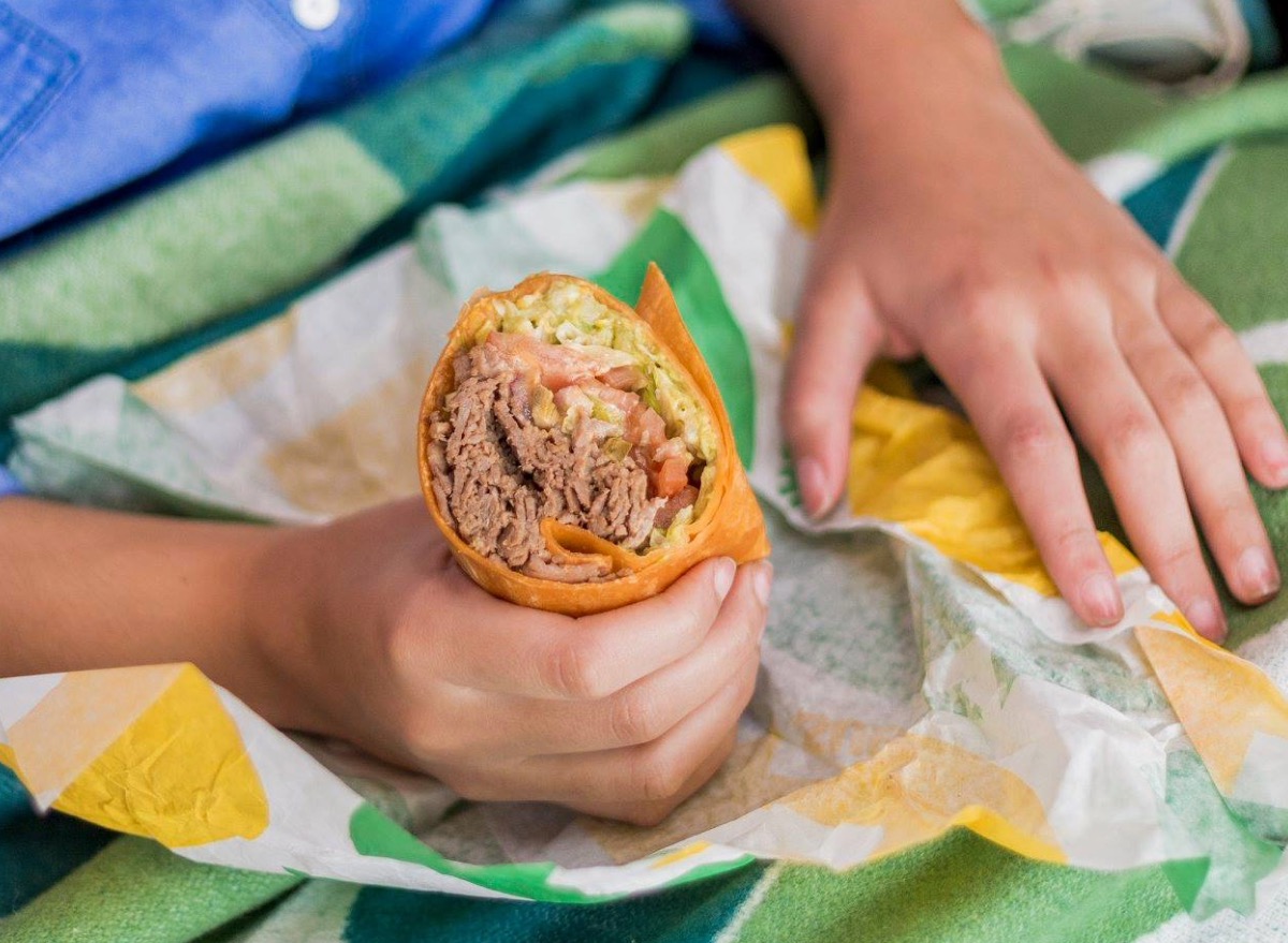 6 Restaurant Chains That Serve the Best Wraps