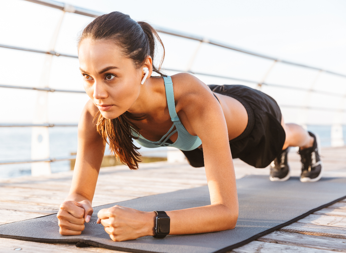 The Best Bodyweight Workout to Burn Fat Faster Than Running