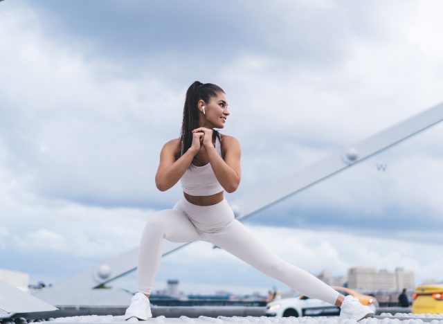 7 Daily Floor Exercises for Women to Sculpt Leaner Legs