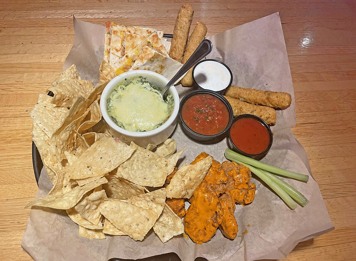 I Tried 4 Popular Restaurant Chain Appetizers & One Was the Best