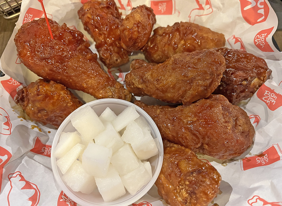 10 Restaurant Chains That Serve the Best Korean Fried Chicken — Eat ...