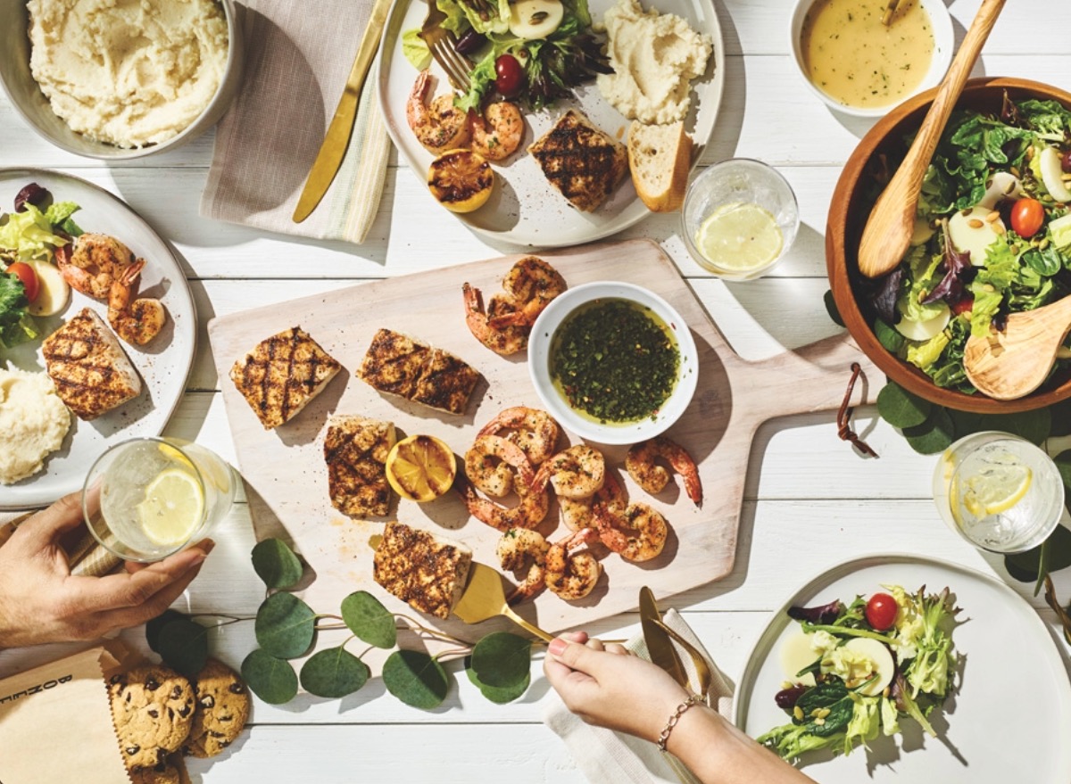 10 Restaurant Chains With the Best Combo Platters