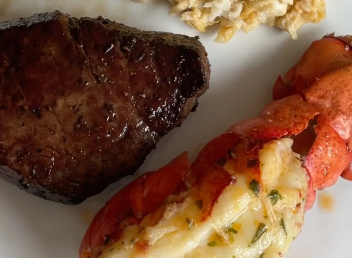8 Seafood Chains That Serve the Best Steaks